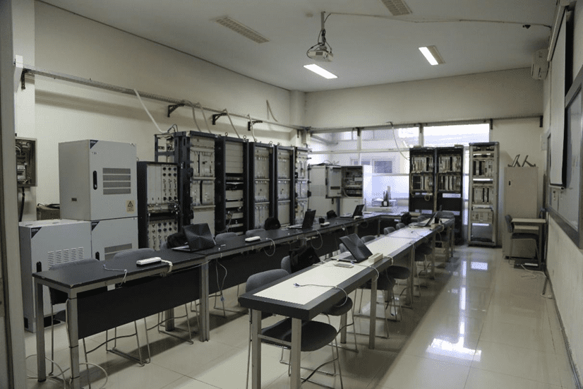 Telkom University | D3 Teknologi Telekomunikasi