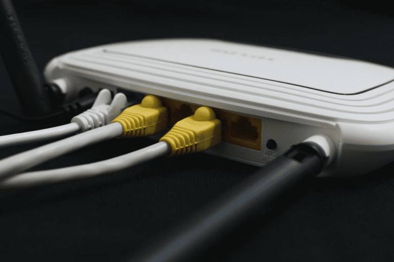 Router dan Modem: Membedakan dan Memahami Peran Pentingnya di Jaringan ...